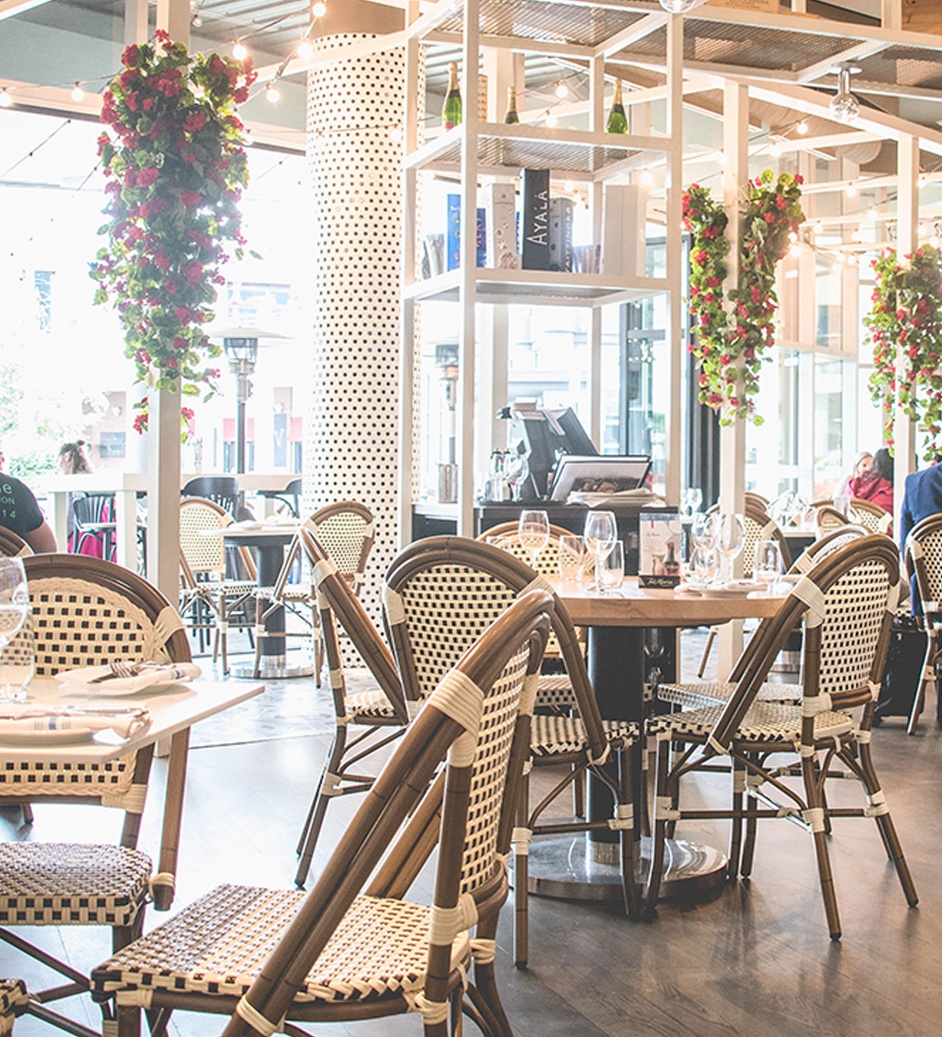 Le resto Le Café du Théâtre un bistro de quartier attachant